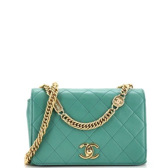 CHANEL | Other | Chanel Coco Paris Chain Medals Flap Bag Quilted ...